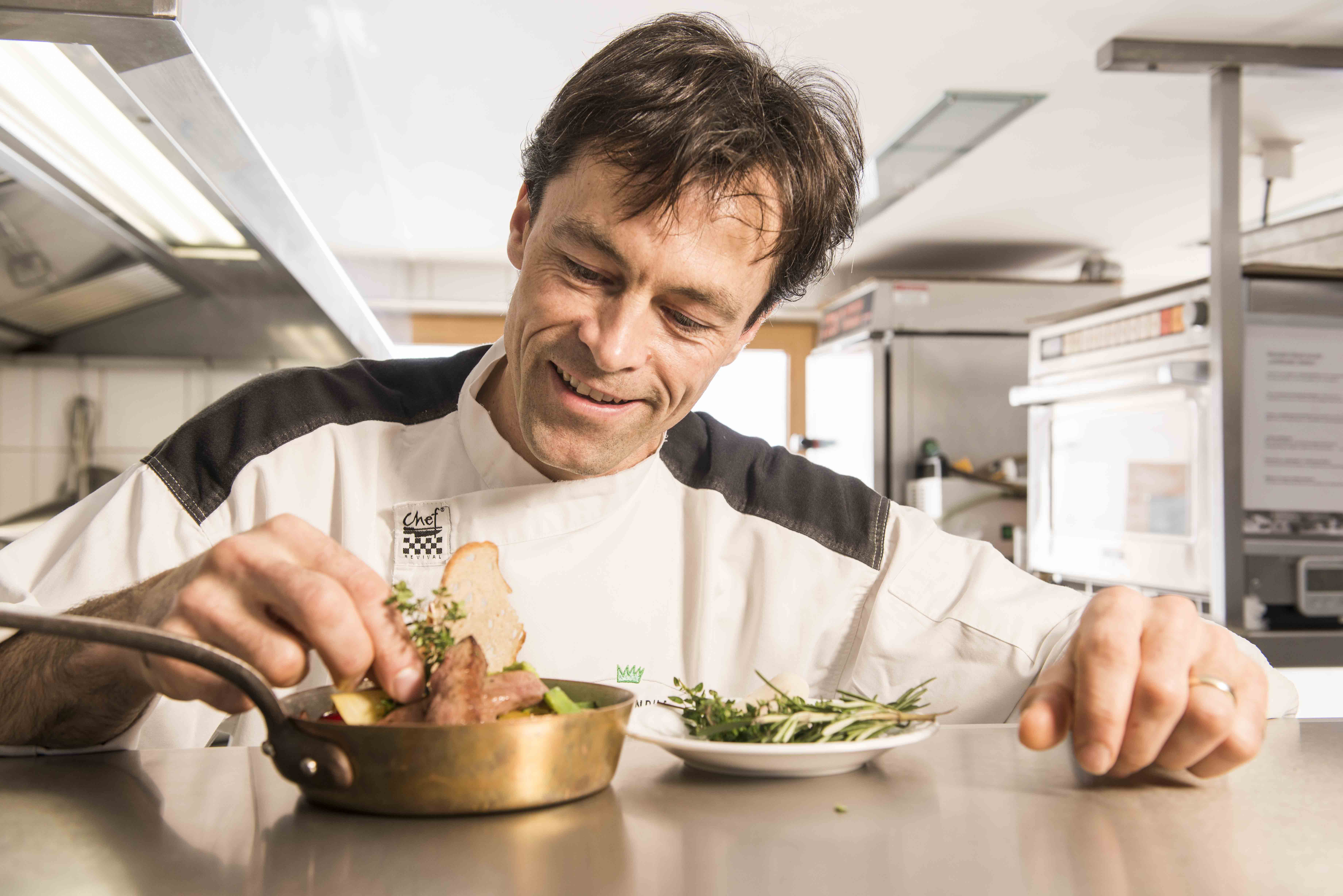 Patron & Koch Frank Übelhör (c) Natur Landhaus Krone.jpg — Slow Food ...